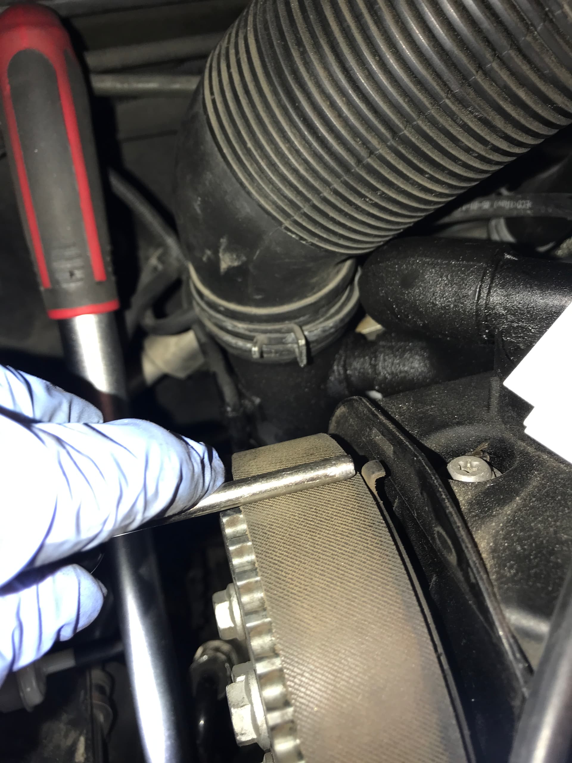 Notlauf mit folgendem Fehler: 17965 - Ladedruckregelung P1557 - 35-10 ...