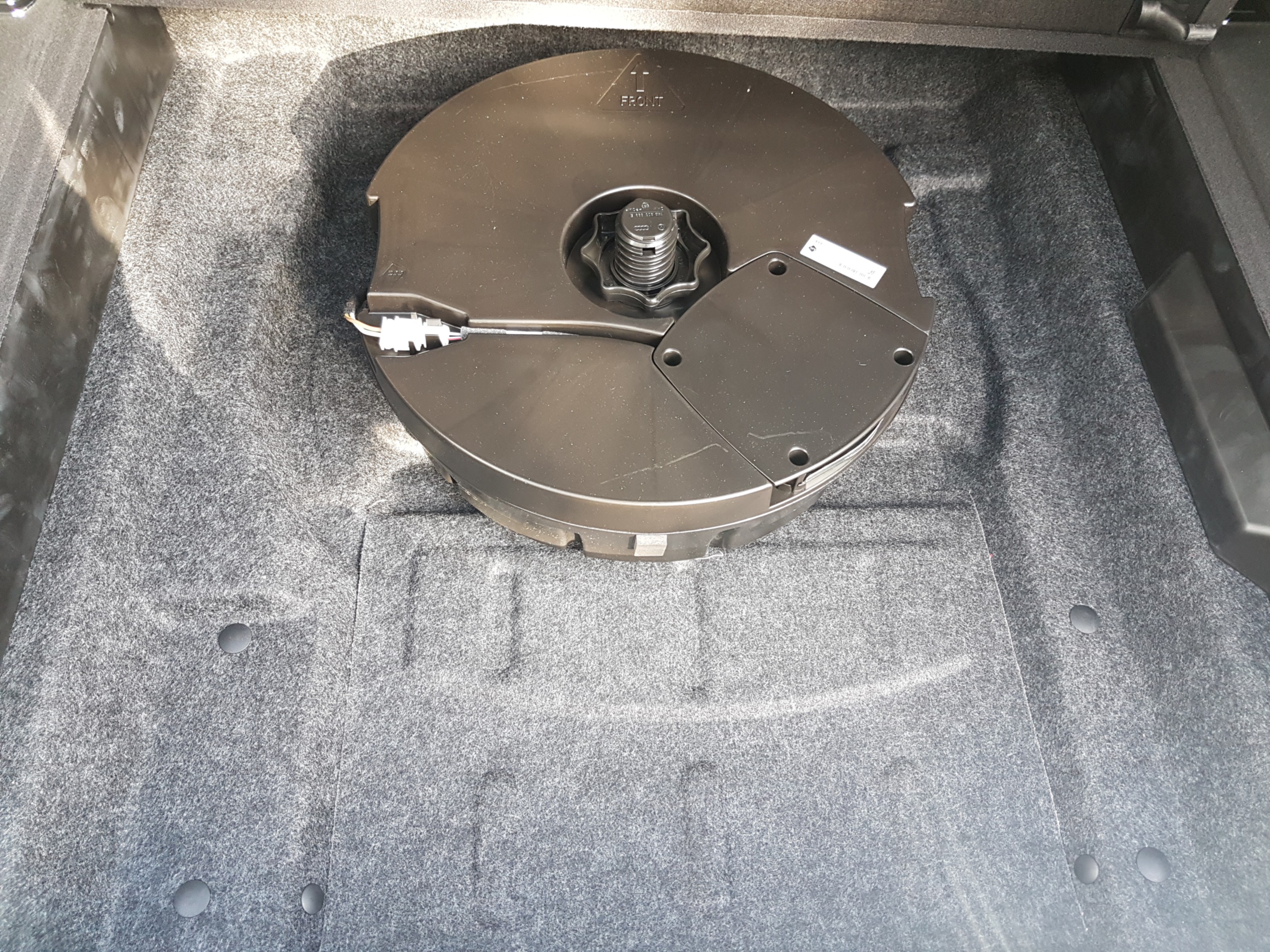 Subwoofer SQ5 - Alles Mögliche - Sharan Galaxy Alhambra Forum